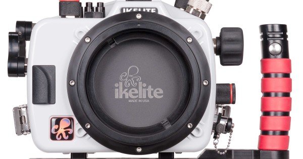 Ikelite 200DL Housing for Canon EOS 7D Mark II